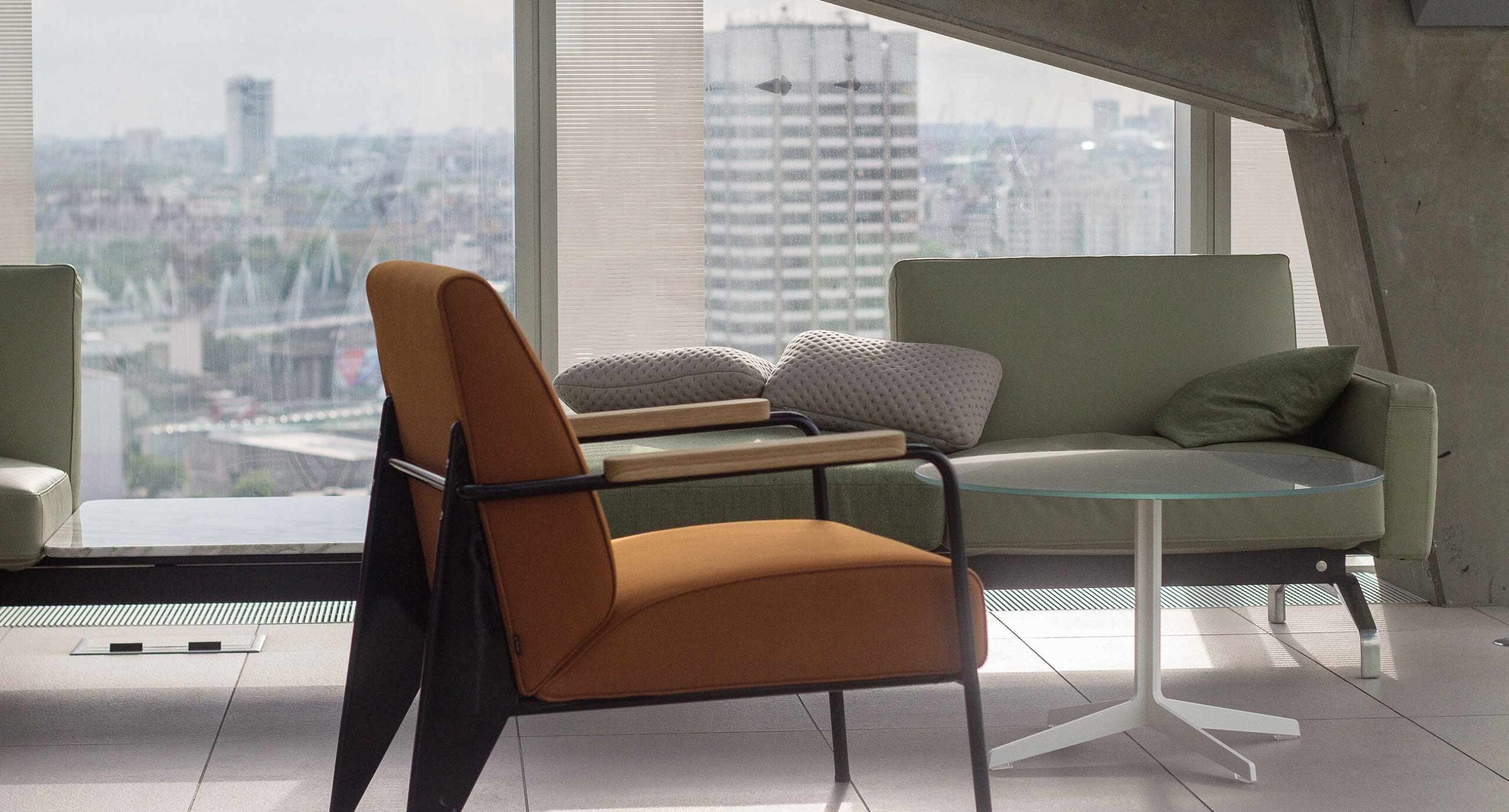 Merlo Point - Interior Design Home